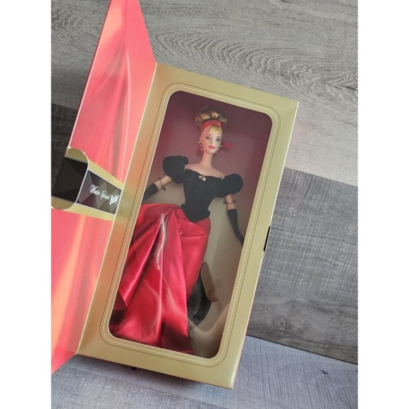 Barbie | Toys | Vintage Winter Splendor Barbie Special Edition Avon ...